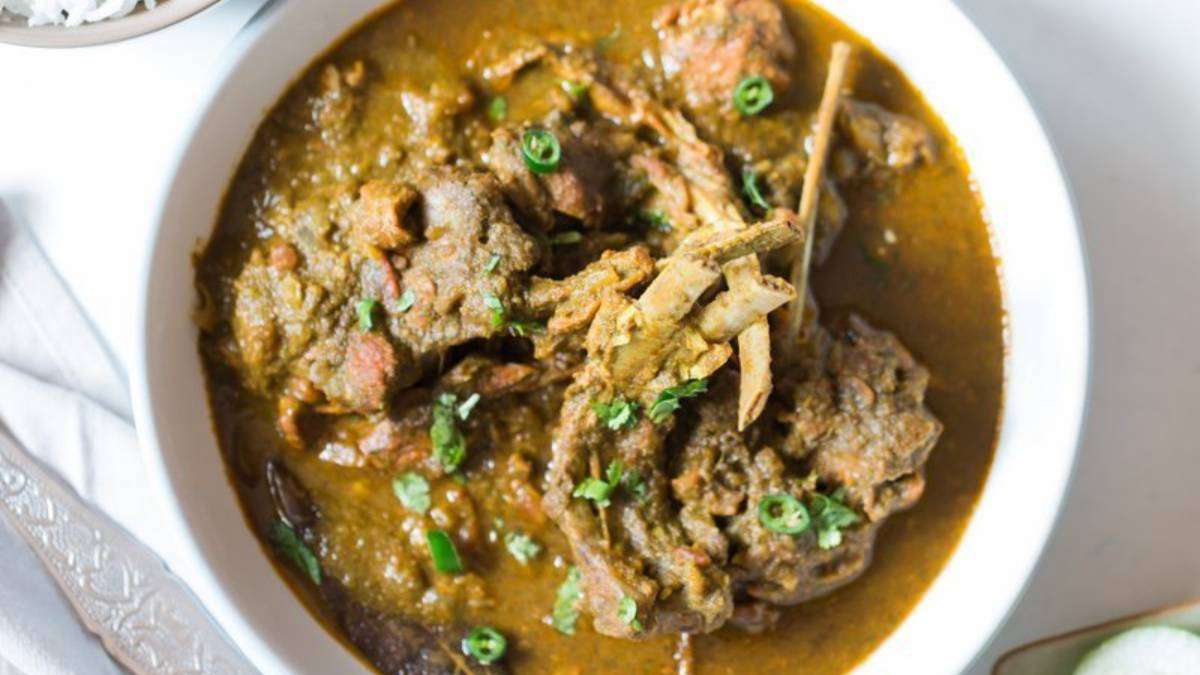 சன்டே ஸ்பெஷல்: காரசாரமான... ஆந்திரா ஸ்டைல் மட்டன் குழம்பு | Andhra ...