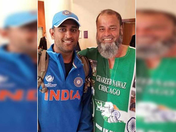 இந்த பாகிஸ்தான் ரசிகர் இந்திய அணி வெல்ல உற்சாகப்படுத்துவது ஏன் ...