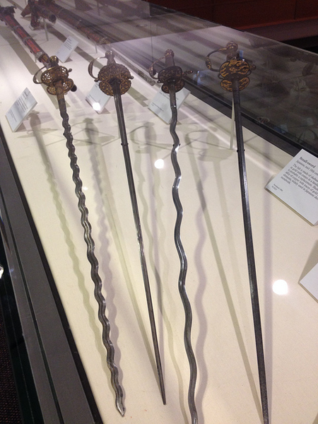 அசாத்திய வீரமும், வானுயர பெருமைகளும் கொண்ட வரலாற்று சிறப்புமிக்க ...