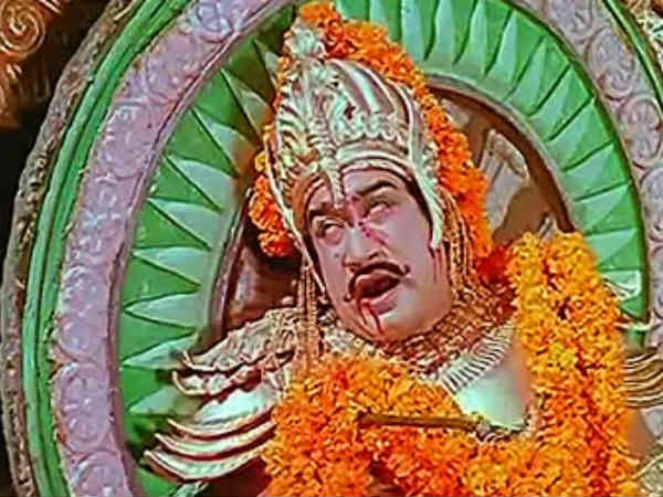 குந்தி தேவி பற்றி இதுவரை கேள்விப்படாத தகவல்கள்! | Unknown Facts About ...