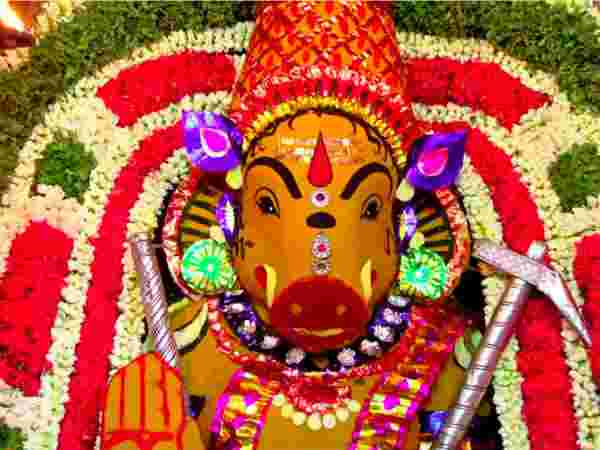 தஞ்சை பெரியகோவிலில் வாராகி அம்மனை ராஜ ராஜ சோழன் வணங்கியது ஏன் தெரியுமா ...