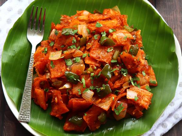 வீட்டிலேயே சுவையான சில்லி பரோட்டா செய்வது எப்படி? | Chilli Parotta ...