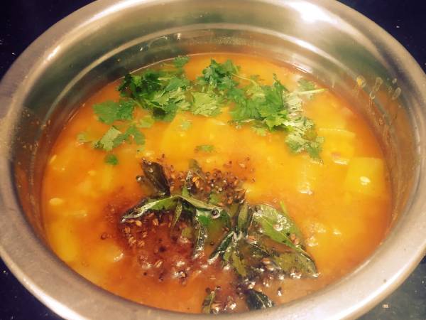 சுரைக்காய் சாம்பார் செய்வது எப்படி? | Sorakkai Sambar Recipe In Tamil ...