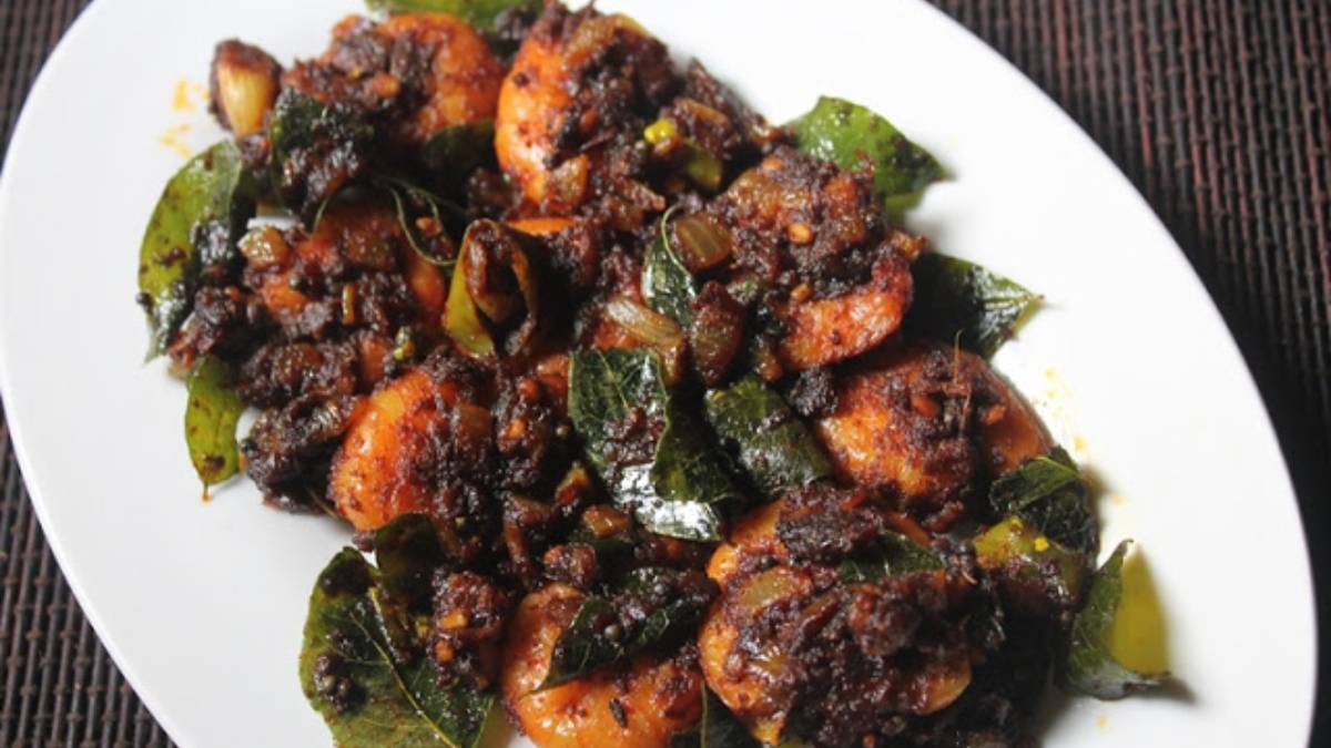 கேரளா ஸ்பெஷல் இறால் ரோஸ்ட் | Kerala Prawn Roast Recipe In Tamil - Tamil ...