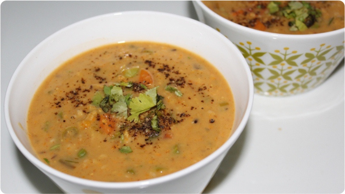 டயட்டில் இருப்போருக்கான... மசாலா ஓட்ஸ் | Masala Oats Recipe In Tamil ...