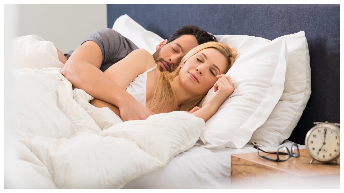 கணவன் மனைவி இடையே அன்பு அதிகரிக்க.. இந்த டிப்ஸை ஃபாலோ பண்ணுங்கள் ...